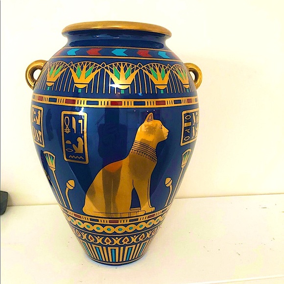 roushdy Garas | Accents | Porcelain Vase W 24k Gold The Golden Vase Of ...